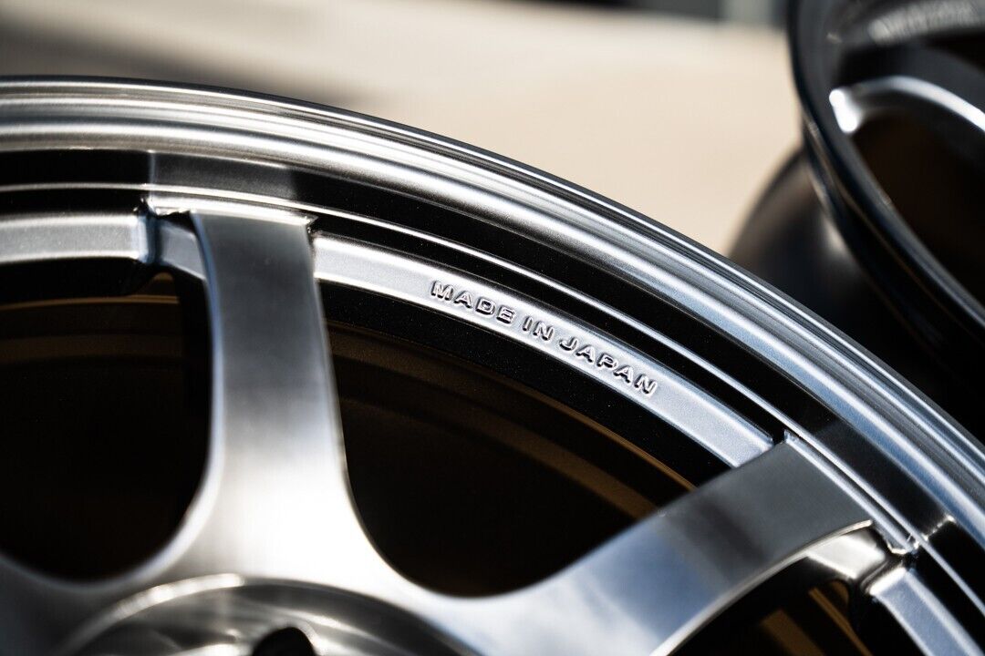 Gramlights 57CR 18x9.5 +38 5x120 Grace Silver Wheels *Set of 4 ...